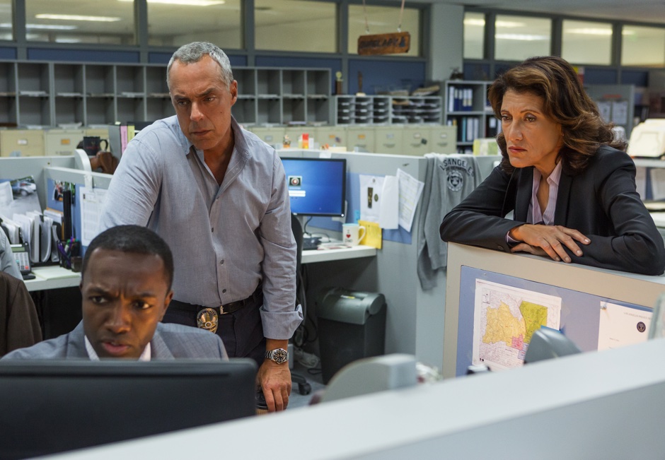 Amy Aquino Gets Tough in Bosch - Woman Around Town