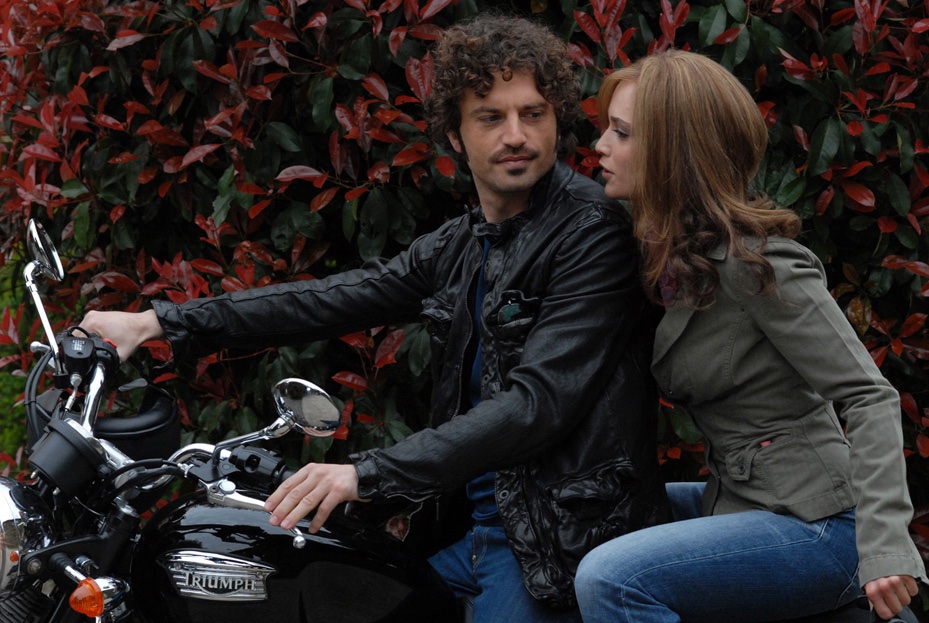 Inspector Manara Breaks Rules - and Hearts - to Solve Cases - Woman ...