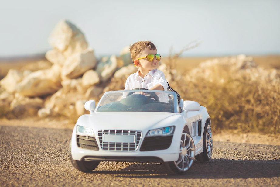 The Ultimate Guide To Kids Cars - Woman Around Town