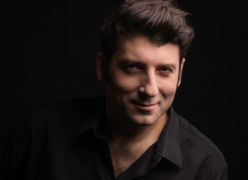 Baritone David Bizic on His Bold and Passionate Journey to the Met ...