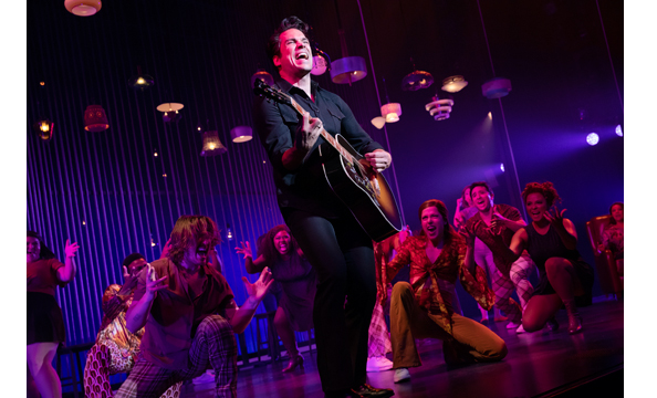 A Beautiful Noise - The Neil Diamond Musical is Better Than You Think ...