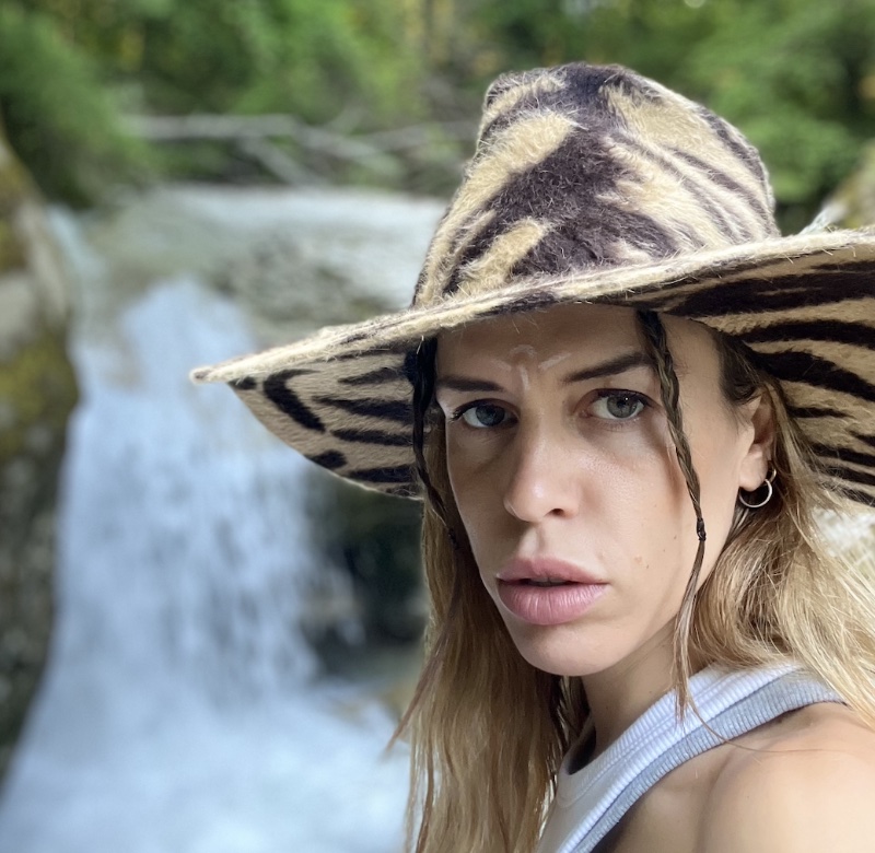 Ilaria Mariani - The Magical Art of a Contemporary Italian Hat Maker ...