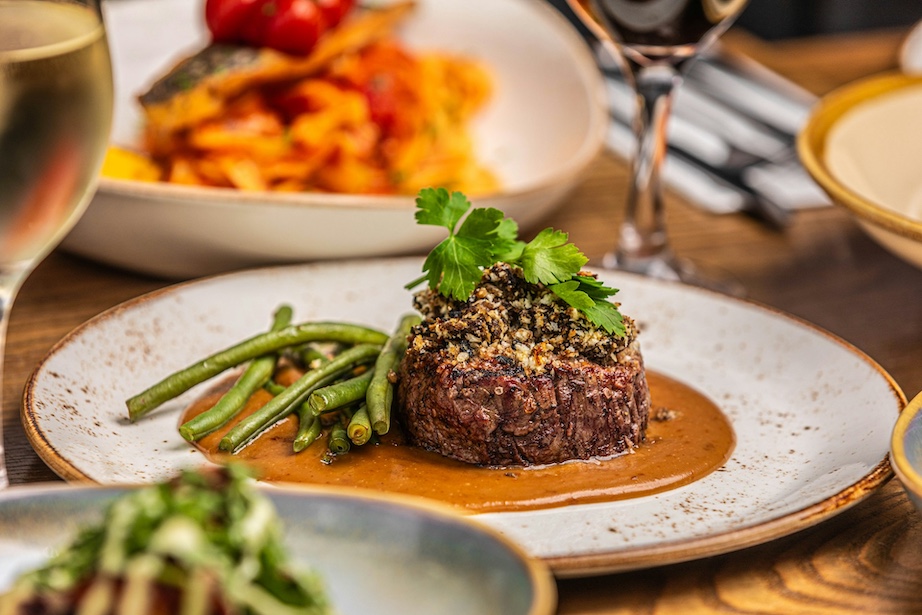 Food Trends in High-End Steakhouses: The Future of Fine Dining - Woman ...